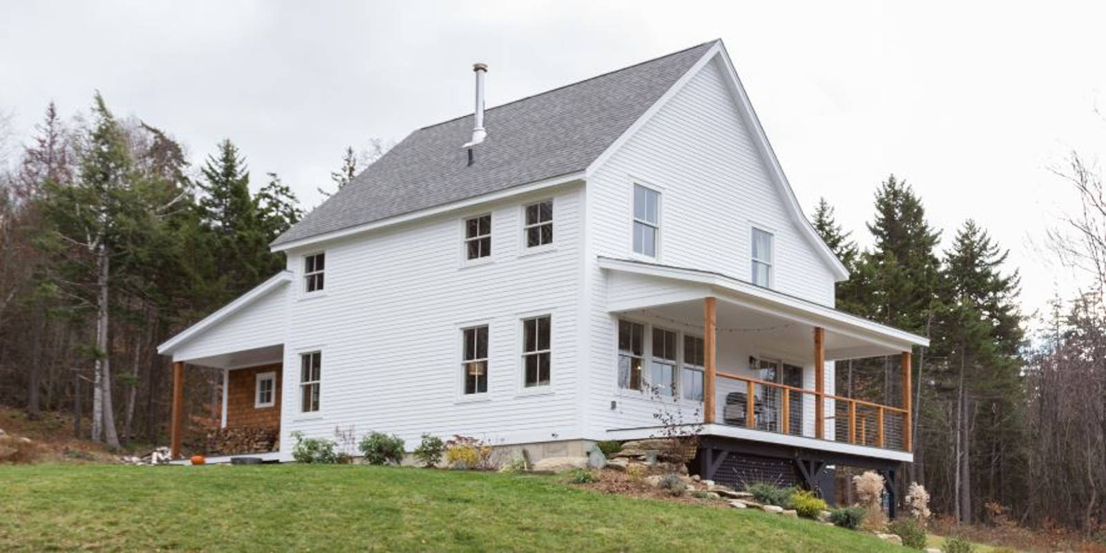 Hillside Farmhouse - Hillview Design Collaborative & Building Co.